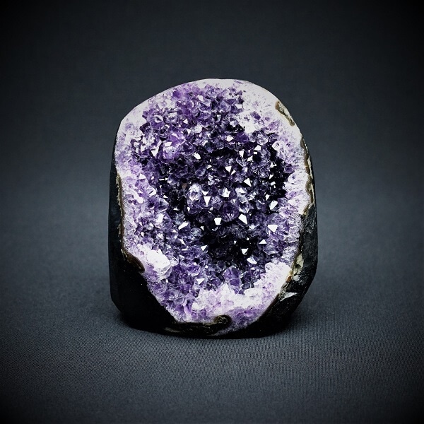 I just love Amethyst Vibes by Charlie Lally - Holistic Bliss Magazine